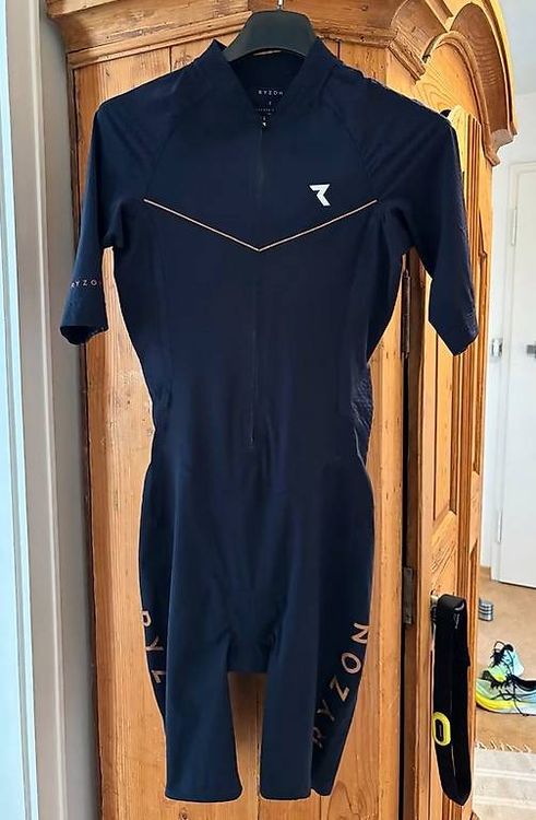 Ryzon Tri Suit Verge Gr. S Triathlon Trisuit Aero (Gebraucht) in Güttingen für CHF 260 – nur ...