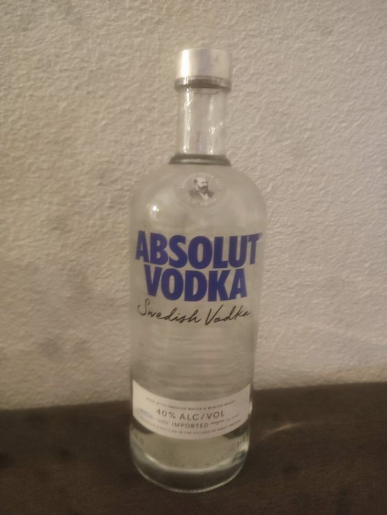 Absolut Vodka 1 Liter UVP ca 30.- (Neu und originalverpackt) in ...