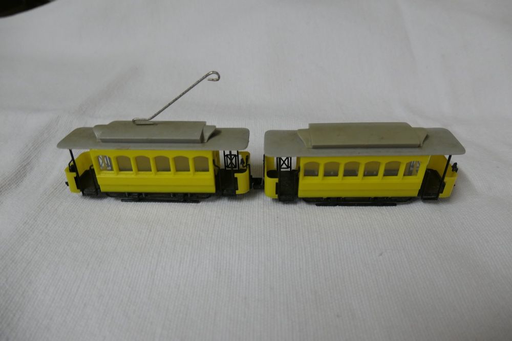Strassenbahn Zug Standmodell (Gebraucht) in Hedingen für CHF 4 – nur Abholung auf Ricardo kaufen