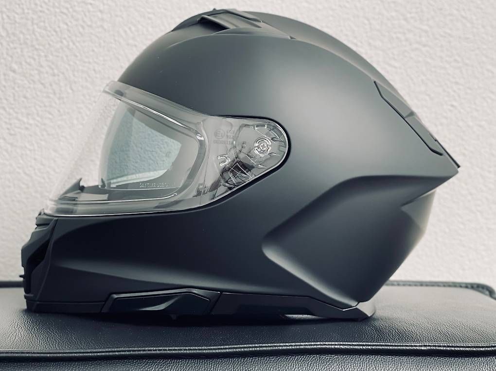 Helm (neu) mit Sonnenblende, Grösse L (59-60cm) (Gebraucht) in ...