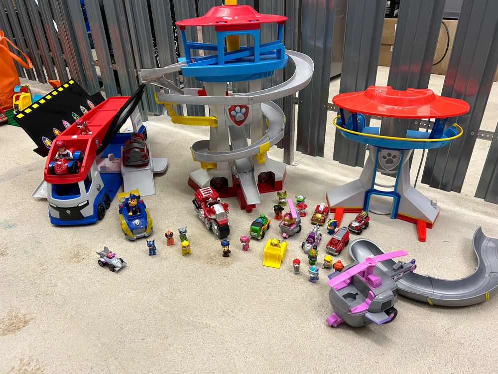 Grosses Paw Patrol Paket - Paw Patroller, Lock out etc. | Kaufen auf ...