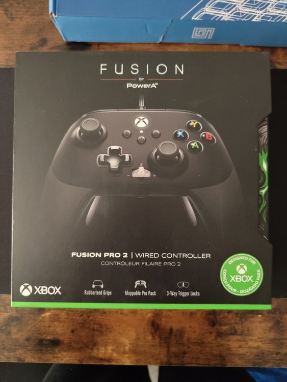 Controller Xbox Fusion Pro 2 + Gaming Mouse G502 (Gebraucht) in Lugano ...