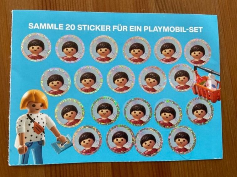 Migros Playmobil Mania 1 volle Karte 20 Sticker (Neu und originalverpackt) in Beromünster für ...