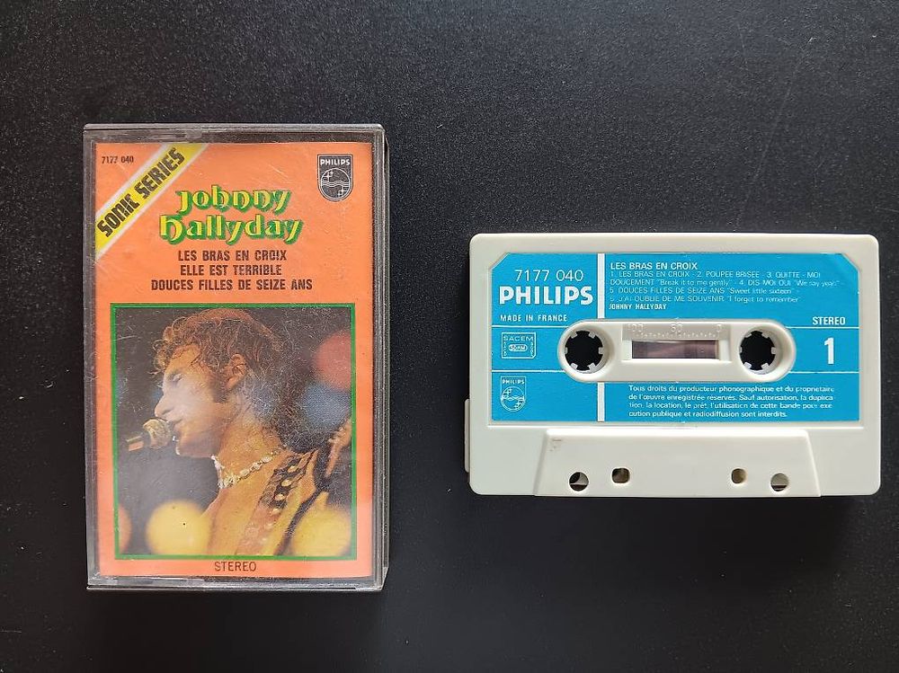 Johnny Hallyday K7 les bras en croix | Kaufen auf Ricardo