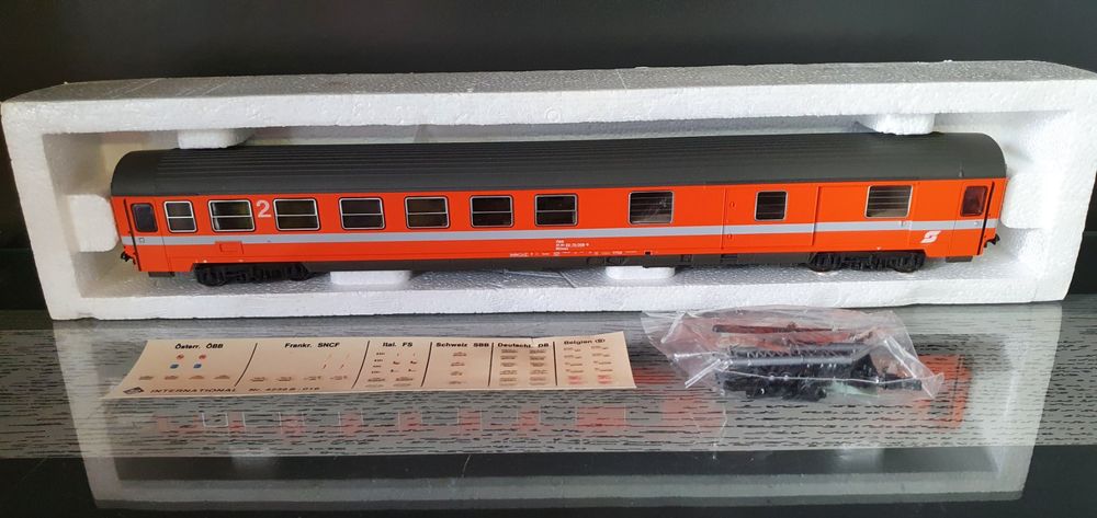 ROCO:DC:ÖBB PERSONEN-/GEPÄCKWAGEN 44663 M:1:87 NEUWERTIG/OVP (Neu und ...