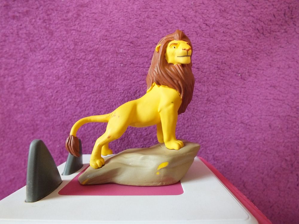 Figur Konig Der Lowen