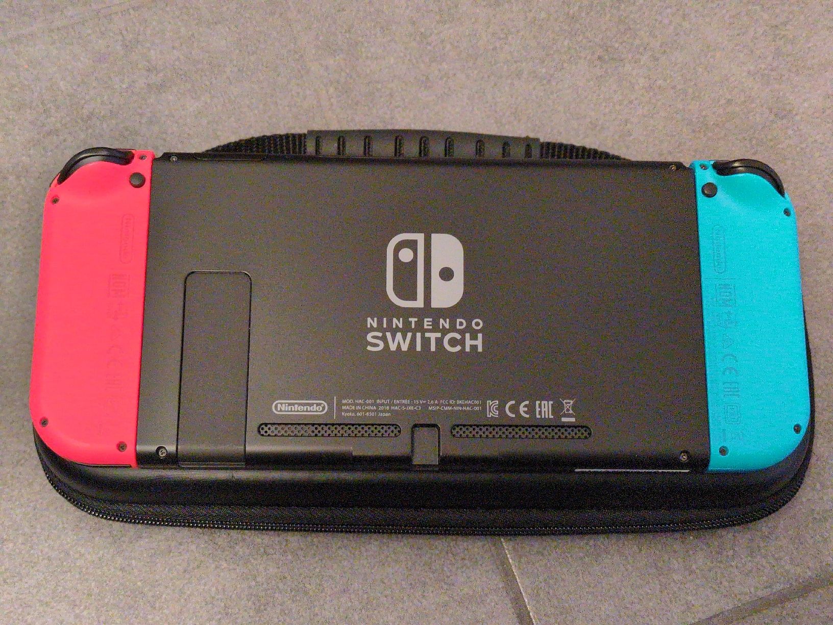 Nintendo Switch - Accessoires et jeu inclus (D'occasion) à Gland pour ...