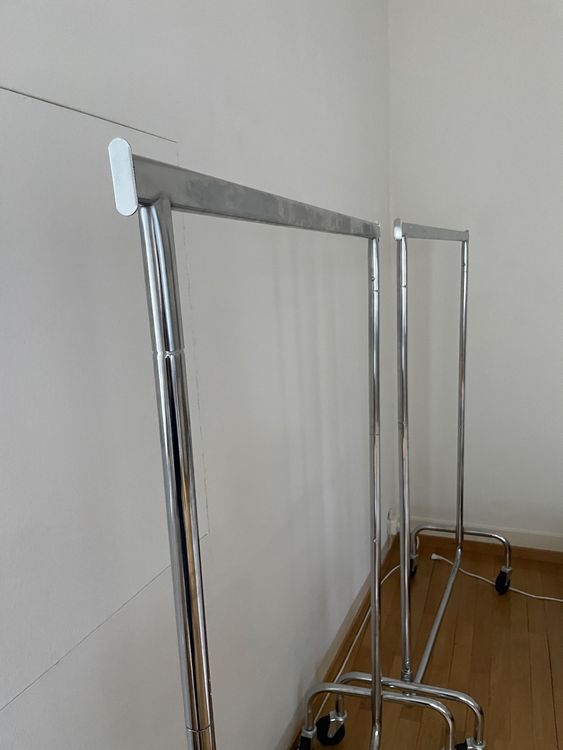 2 Kleiderstangen (Neu (gemäss Beschreibung)) in Luzern für CHF 90 – nur Abholung auf Ricardo kaufen
