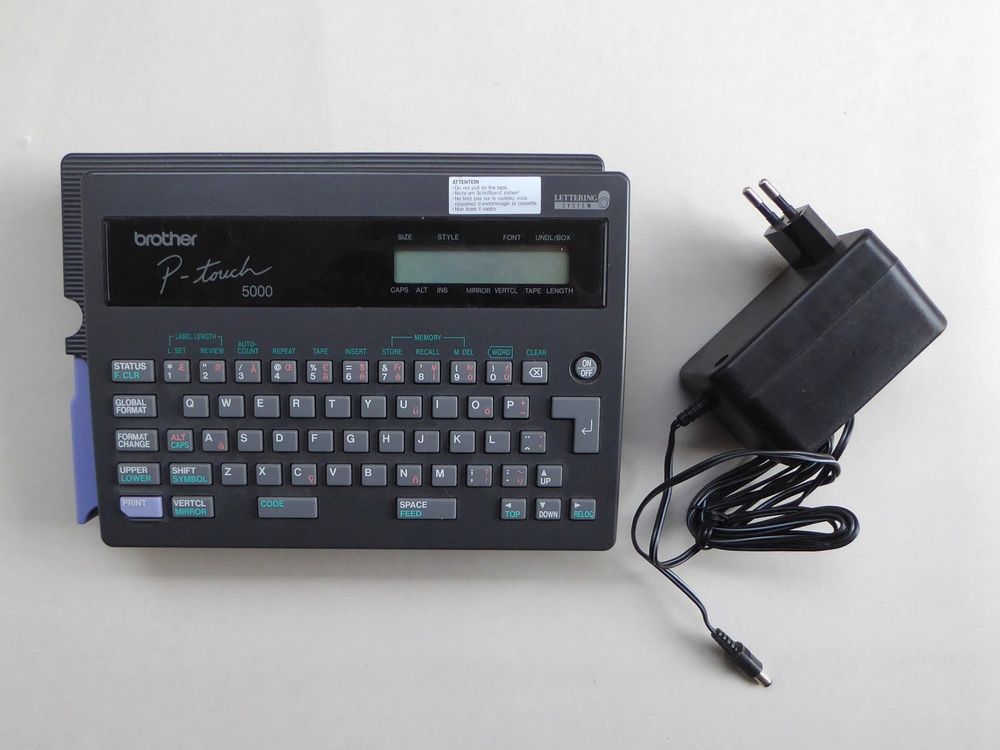 Beschriftungsgerät Brother P-Touch 5000 mit Ladegerät (Gebraucht) in ...