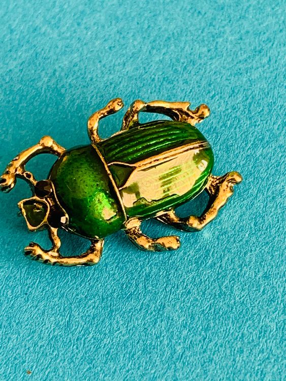 Kleine Käfer Brosche. Altgold Farbe. Emailliert (Gebraucht) in Sursee ...