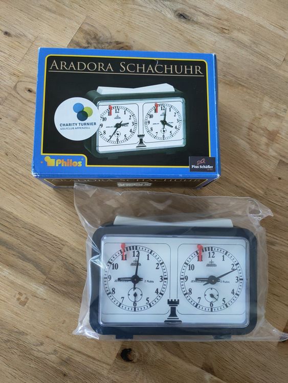 ARADORA SCHACHUHR von Philos | Kaufen auf Ricardo