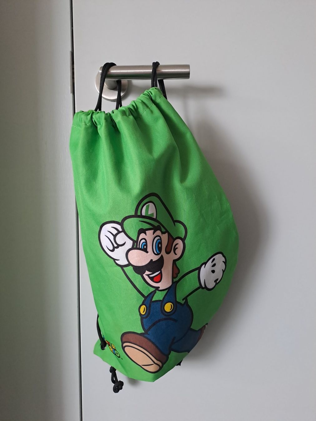 Super Mario Sportbeutel/Turnsack: Luigi (Gebraucht) in Effretikon für ...