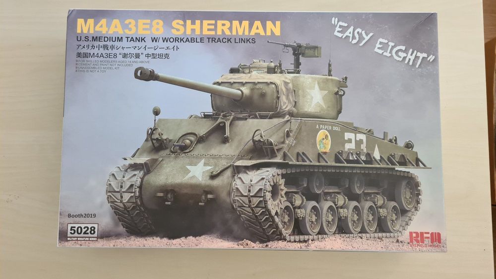 1:35 M4A3E8 Sherman Easy Eight - Rye Field Model | Comprare su Ricardo