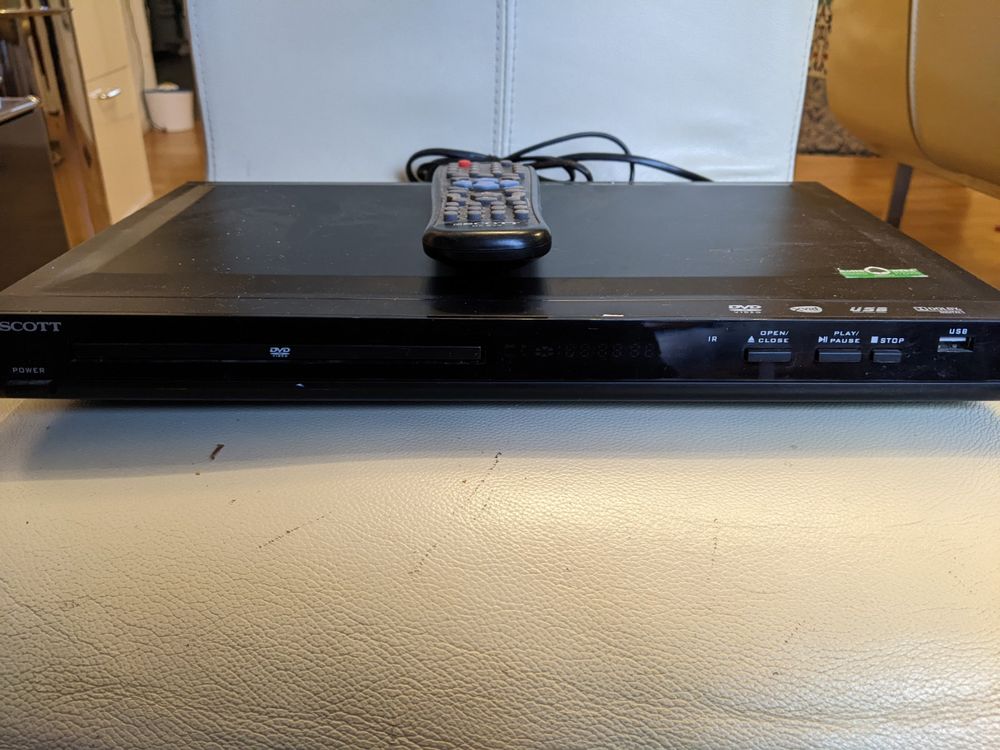 DVD Player Scott (Gebraucht) in Zuerich für CHF 12 – mit Lieferung auf ...