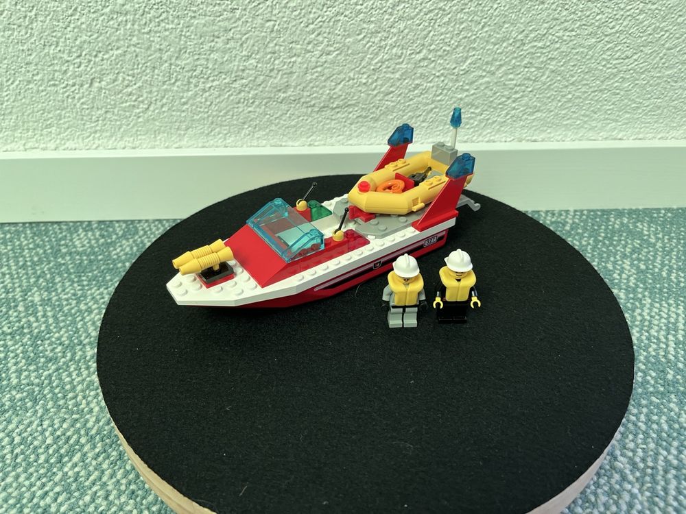 Lego City 6429 „Blaze Responder“ und 6433 „Coast Watch“ (Gebraucht) in ...