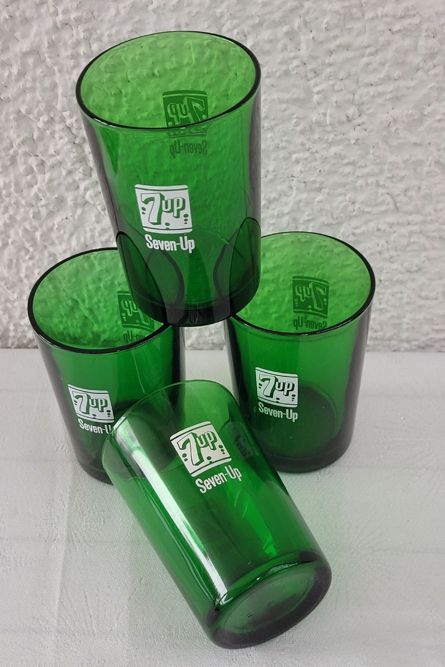 4 Vintage 7up Trinkgläser (D'occasion) à Buttikon SZ pour CHF 19 – avec ...