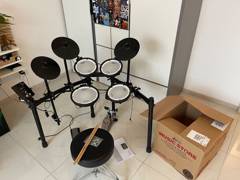 Roland TD-1 Electric Drum kit (Gebraucht) in Bassersdorf für CHF 445 – nur Abholung auf Ricardo ...