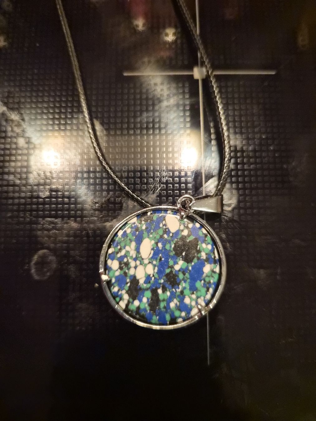 collier arbre (Neuf (Voir description)) à Senèdes pour CHF 1 – avec ...