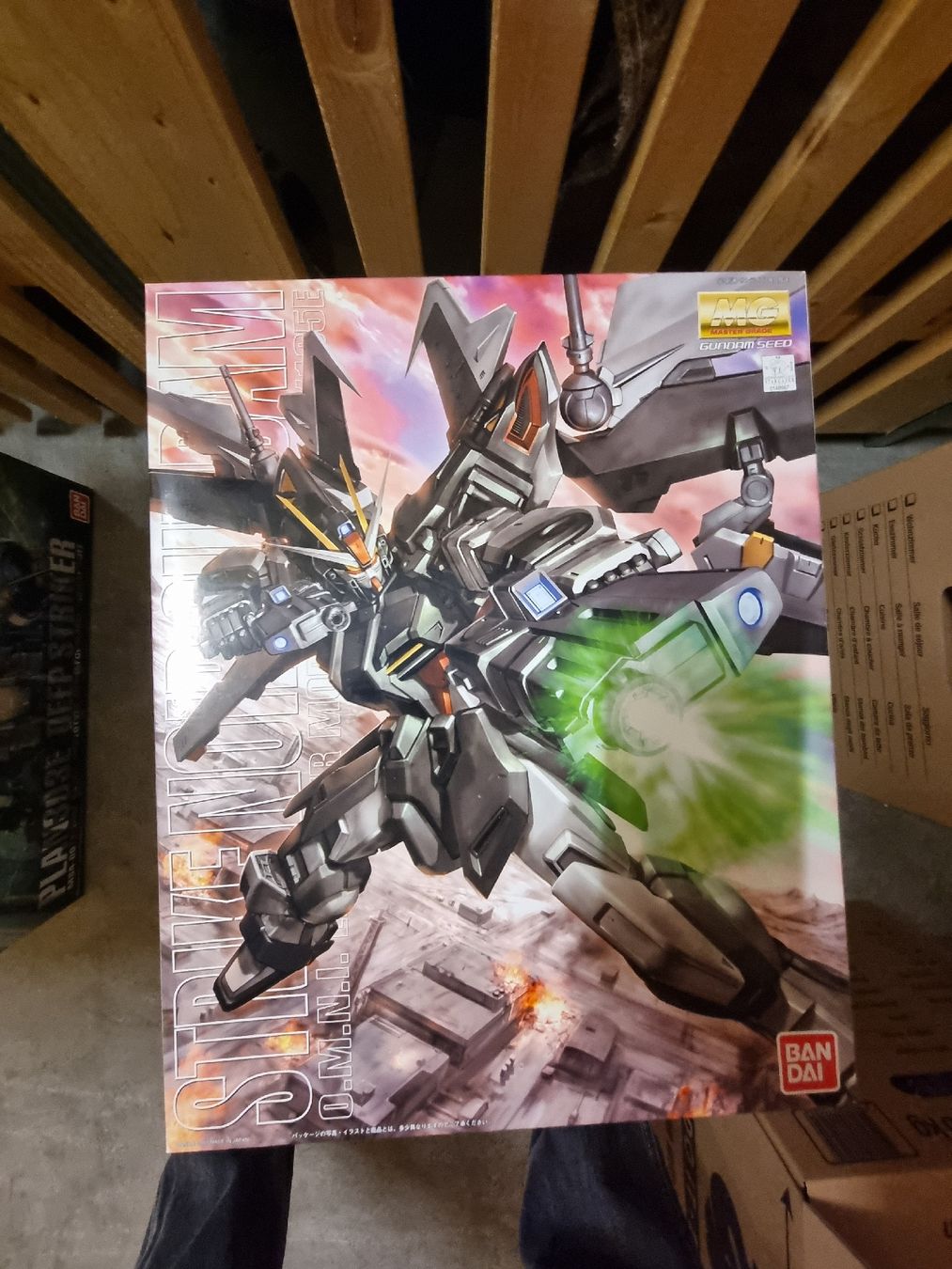 Gundam strike Noir Master Grade 1/100 Scale Model Kit (Gebraucht) in ...