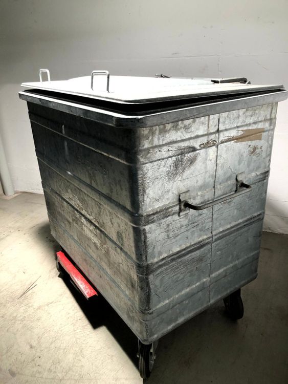 Verwo Kehrichtcontainer, Container, Abfallcontainer 800 Lit. | Kaufen auf Ricardo