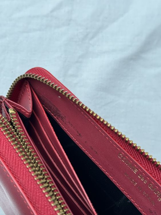 Original Comme des Garçons leather zip wallet in red (Neu und ...