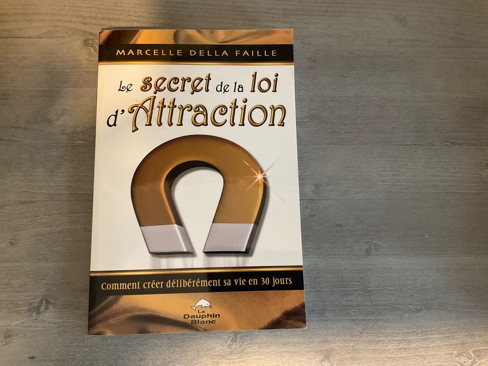 Secret Loi d'Attraction - Créez votre vie en 30 jours (Gebraucht) in Avenches für CHF 9.9 – mit ...