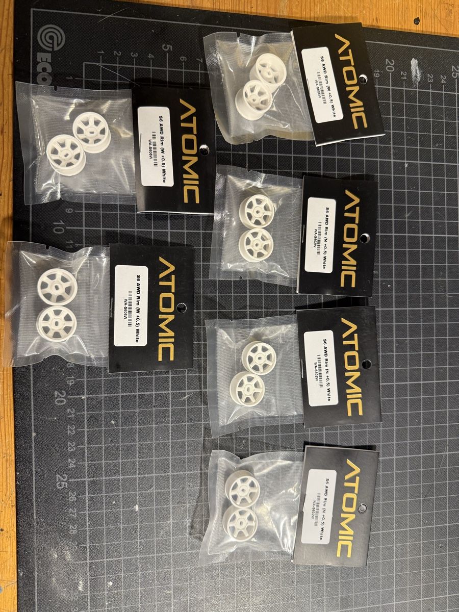 Atomic BZ Evolution 2017, 1/28 Drift Chassis kein mini z (Gebraucht) in ...
