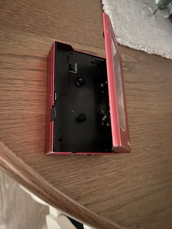 Walkman Sony WM-DDL Cassette Player 1984 (Defekt) in Fribourg für CHF ...