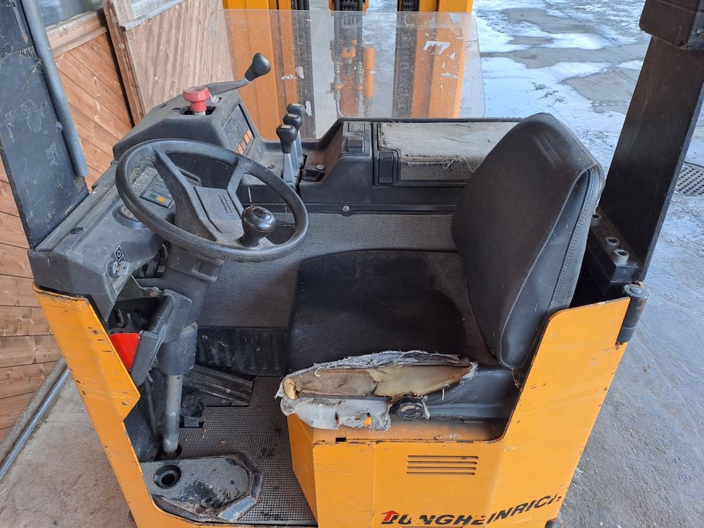 Schubmaststapler Jungheinrich Triplex 6.5m Hub (Gebraucht) in Lommis ...