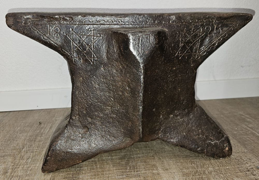 Enclume ancienne de forgeron 1826 (Gebraucht) in Echallens für CHF 600 ...