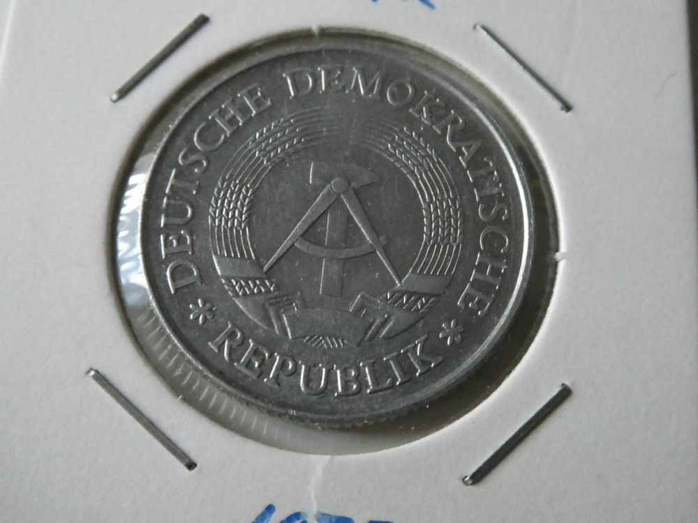 DDR 1975, 2 Mark - unzirkuliert (Gebraucht) in Hinterforst für CHF 1 – mit Lieferung auf Ricardo ...
