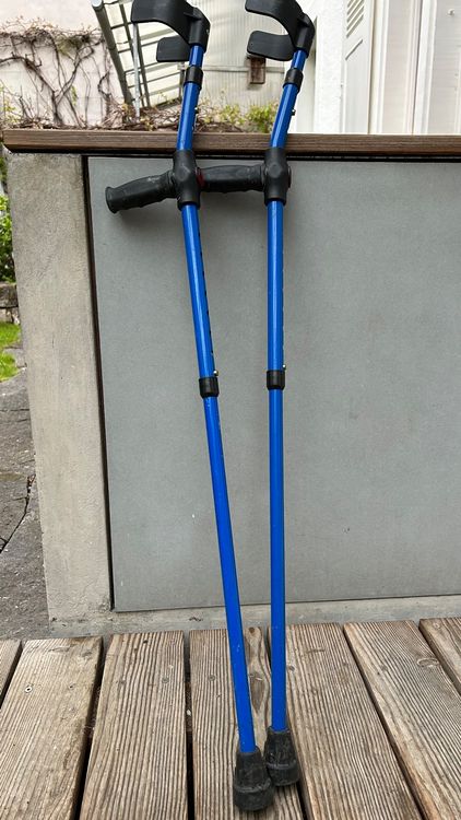 Kinderkrücken - voll verstellbar | Kaufen auf Ricardo