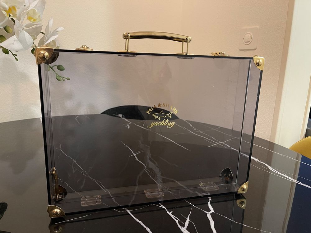 Valise Paul & Shark Yachting vintage plexi et métal doré | Kaufen auf ...
