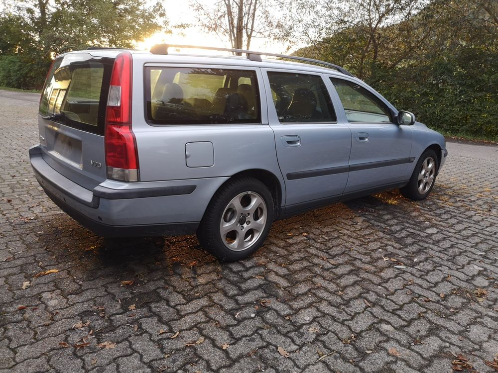 Volvo V70 2.0T Kombi Automat B03 180PS | Kaufen auf Ricardo
