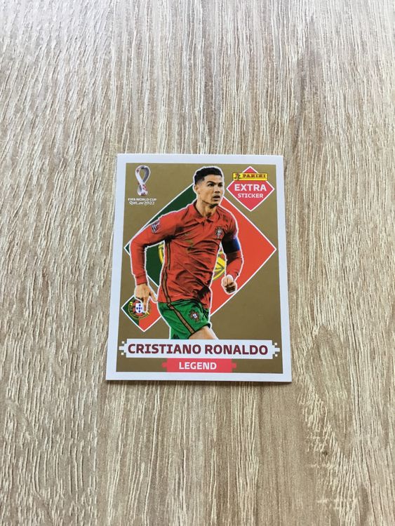 Panini 2022 Cristiano Ronaldo Gold extra sticker rare !!! (Neu (gemäss ...