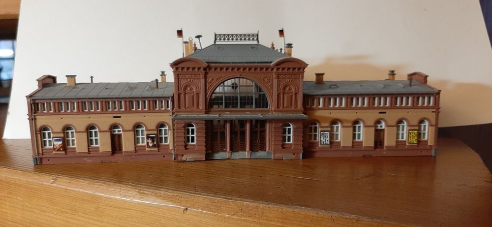 Faller, Hauptbahnhof 3 teilig, | Kaufen auf Ricardo