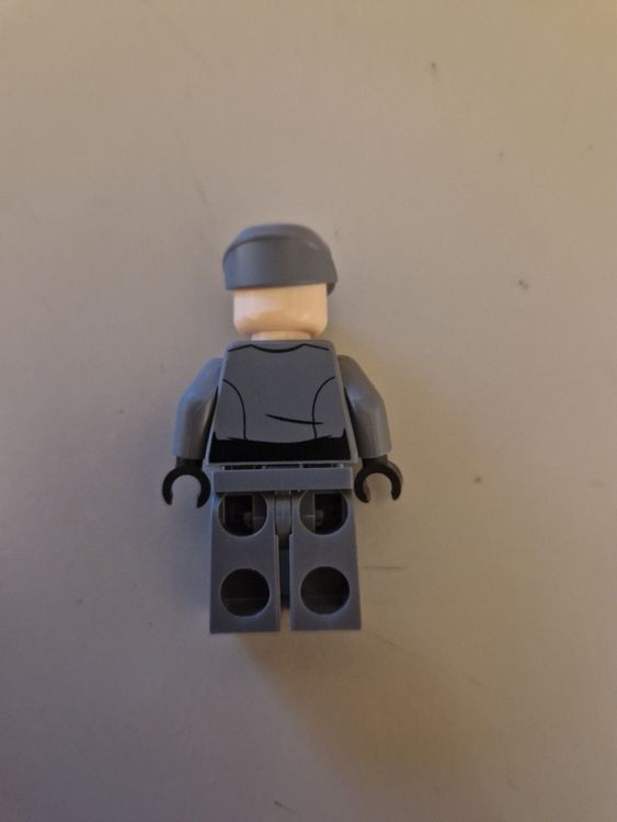 Lego Star Wars Imperial Recruitment Officer aus 75207 | Kaufen auf Ricardo