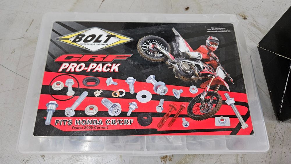 BOLT SCHRAUBENKIT PRO-PACK CRF HONDA | Kaufen auf Ricardo