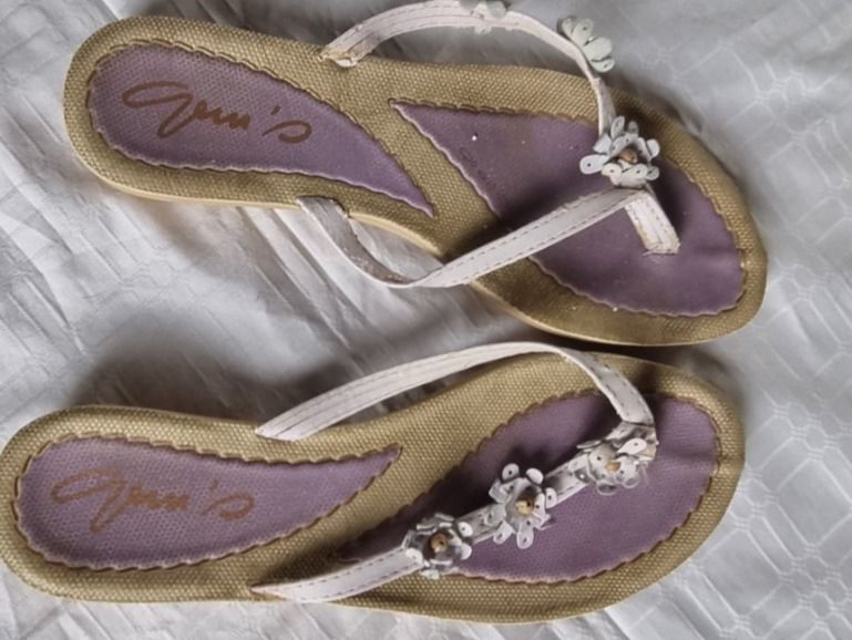 Schuhe, Sandalette, Flip Flop Gr. 39 (Neu (gemäss Beschreibung)) in Geroldswil für CHF 12 – mit ...