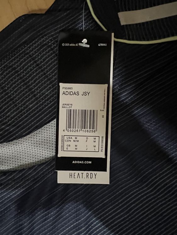 Maillot de football Real Madrid 25/26 away (Neu und originalverpackt ...