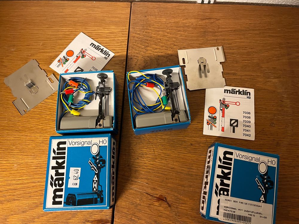 Märklin Signal 7038 Vorsignal OVP 2x (Gebraucht) in Schlieren für CHF ...