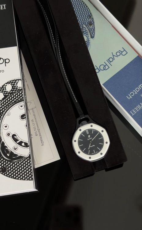 Audemars Piguet x Swatch watch (Neu und originalverpackt) in Paradiso ...