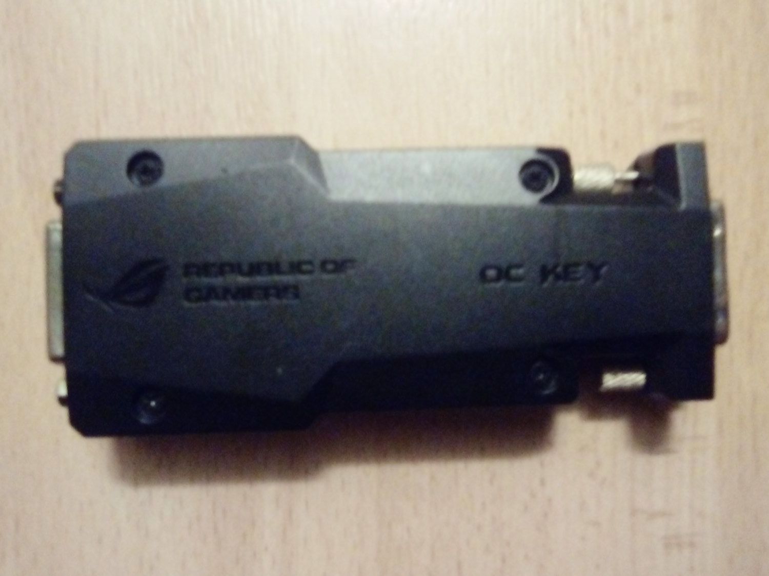 ASUS ROG OC Key Republic of Gamers Overclock Key in Echtzeit (Neu ...