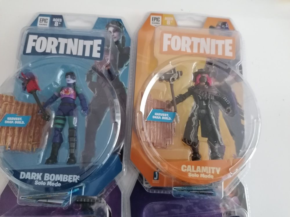 Fortnite EPIC Figuren 4Stk. (Neu und originalverpackt) in Basel für CHF ...
