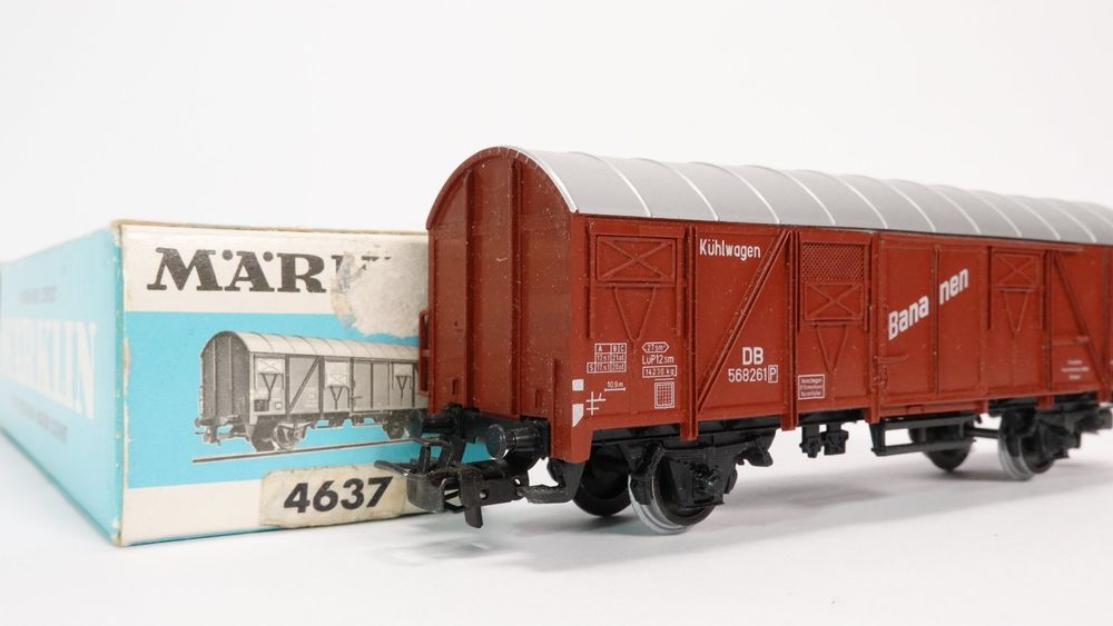 8∂ Märklin 4637 DB Güterwagen braun Bananen (Gebraucht) in Uetendorf ...