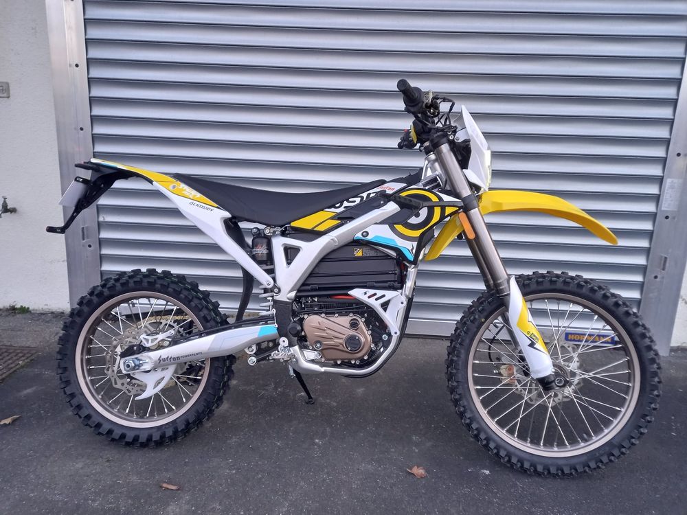 Surron Storm Bee (Neu und originalverpackt) in Unterentfelden für CHF ...