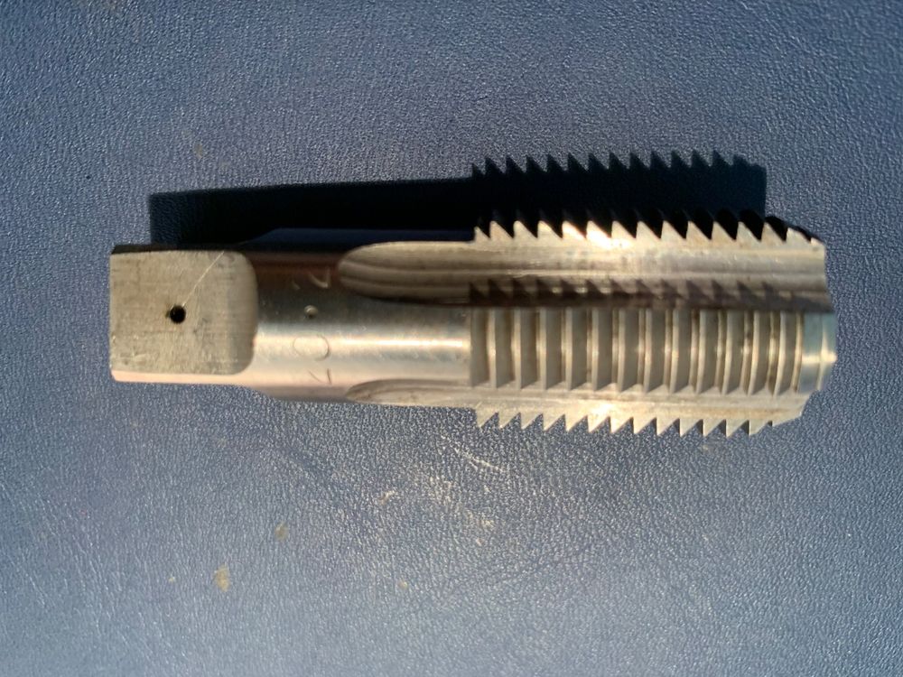 Gewindebohrer W20 x 2mm für Spannrohre zu Schaublin+Spannz. (Gebraucht ...