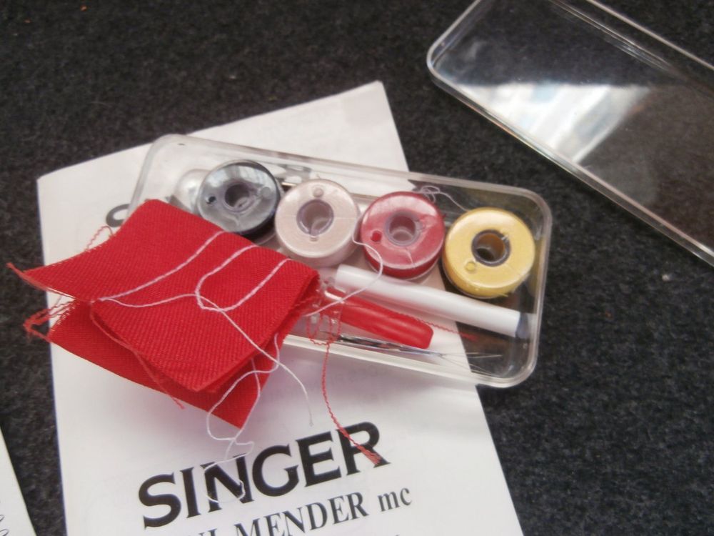 Singer Hand Nähmaschine "mini mender Handy Stitch" (Gebraucht) in ...