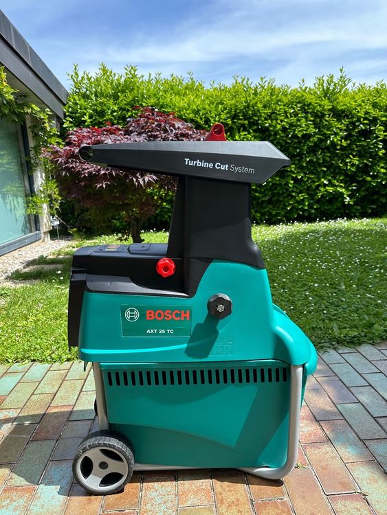 Broyeur de végétaux Bosch AXT 25 TC (Gebraucht) in Confignon für CHF ...