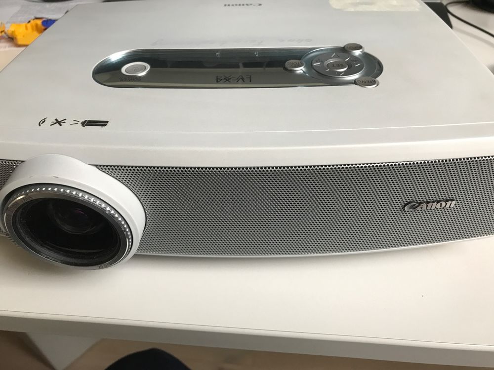 Beamer Canon LV X4 (Gebraucht) in Rheinfelden für CHF 26 – mit ...